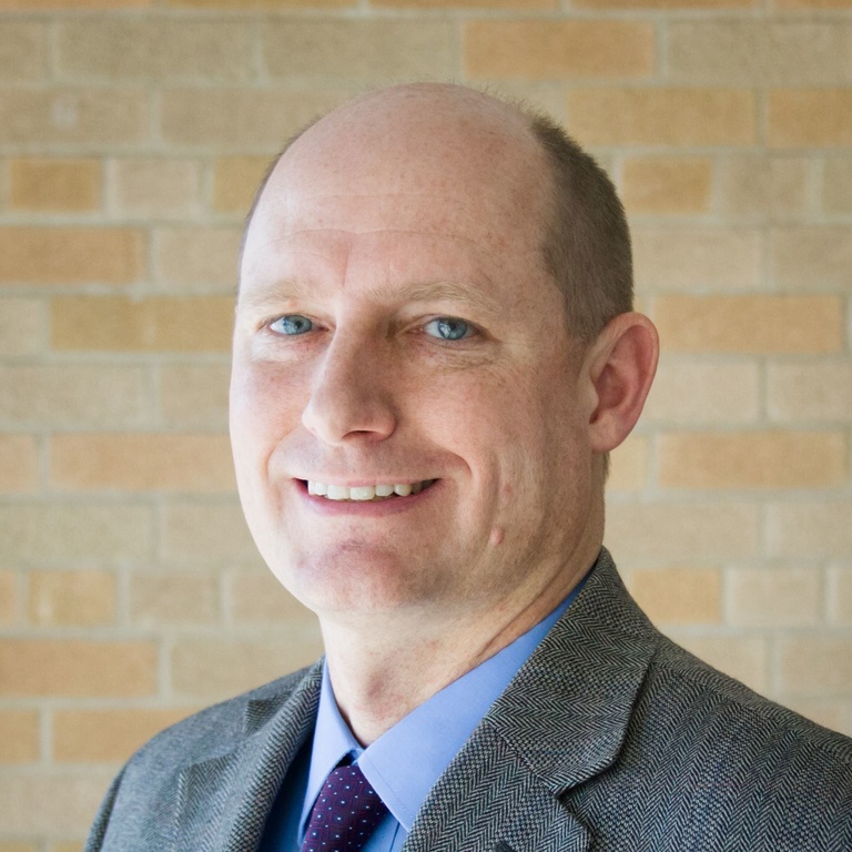 Alumni Service Award | College of Engineering - The University of Iowa