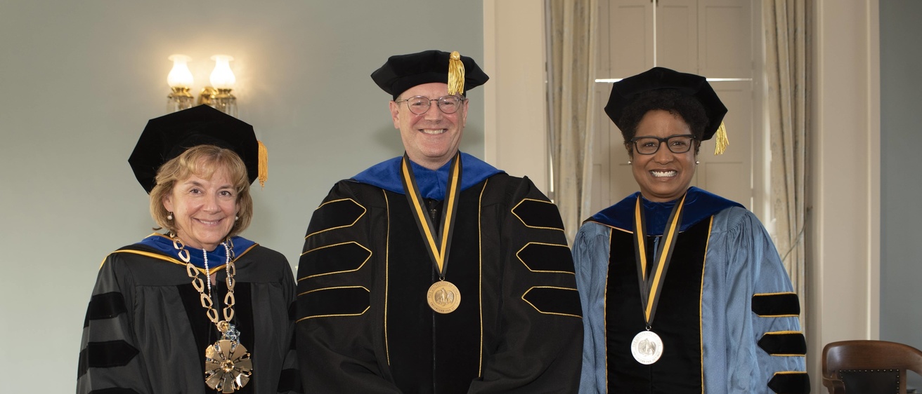 Joseph Reinhardt named Roy J. Carver Chair in Biomedical Engineering ...